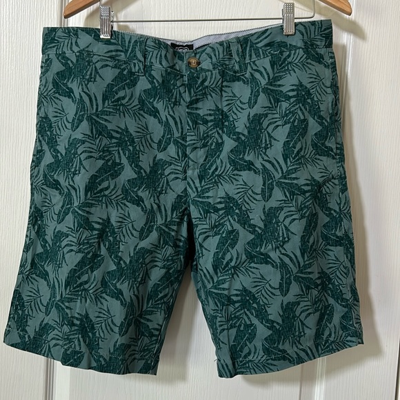 Berkley Jensen | Shorts | Nwt Berkley Jensen Flat Front Weekender ...